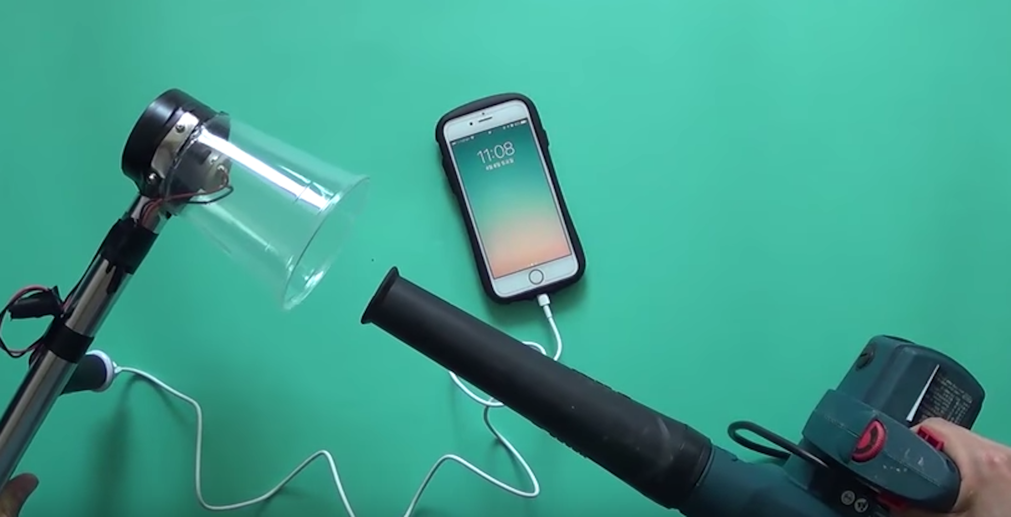 Come ricaricare lo smartphone con l'energia del vento — e un po' di ...