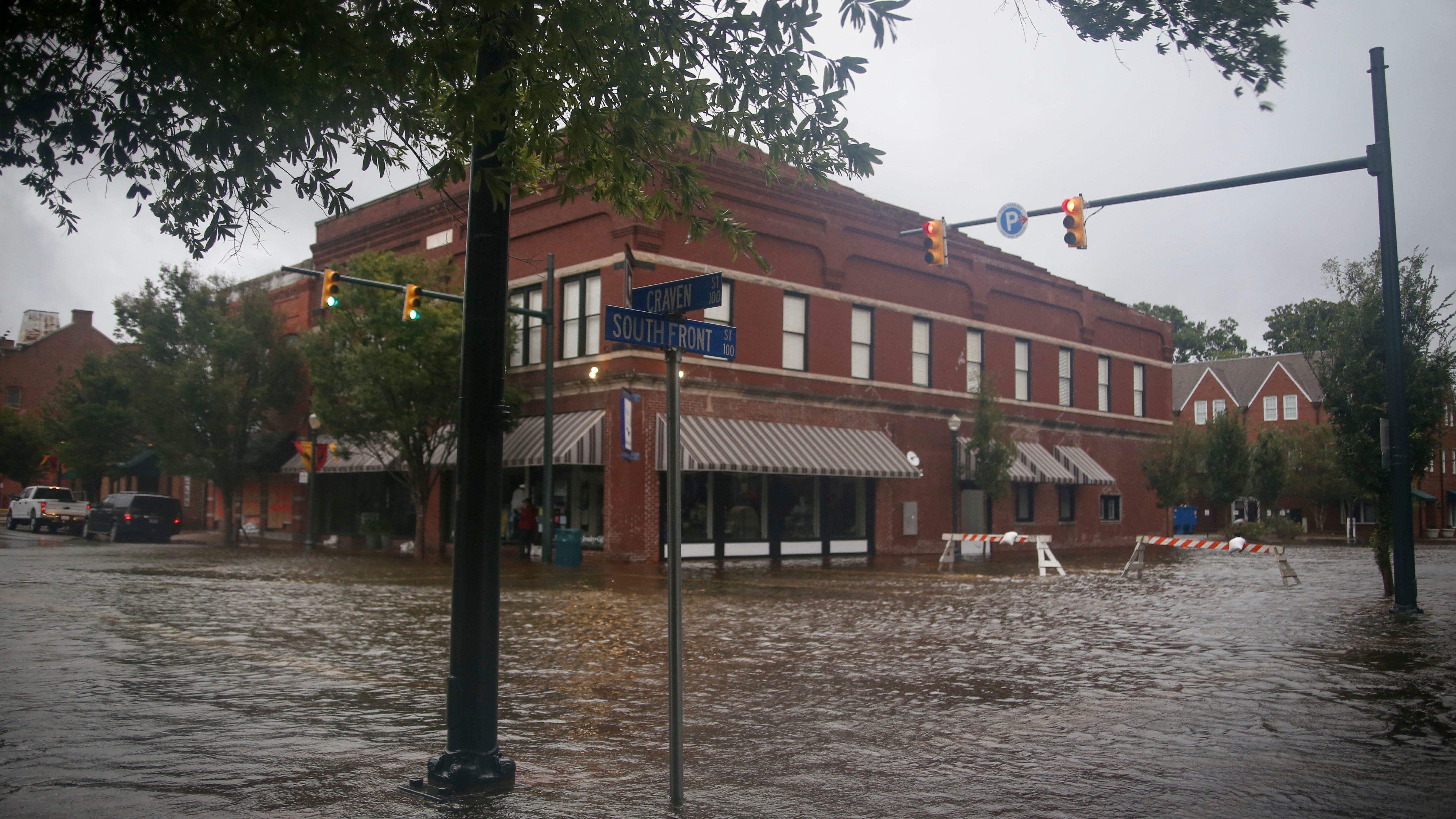 North Carolina residents are in their attics pleading for rescue as ... North Carolina residents are in their attics pleading for rescue as ...