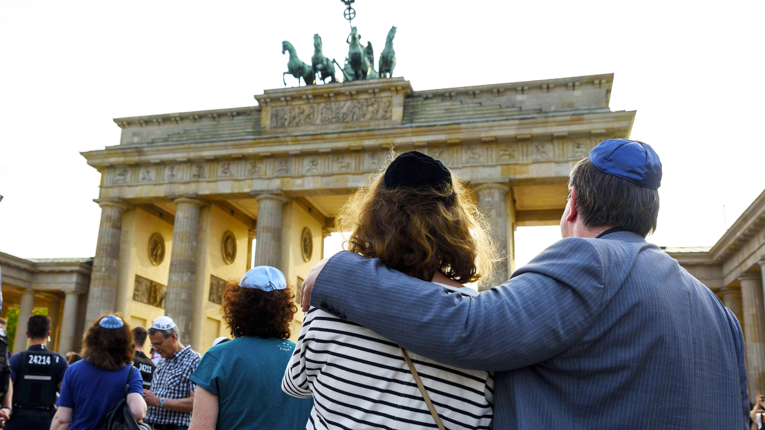 Wir haben Juden gefragt, wie sie es finden, wenn Nicht-Juden die Kippa ... Wir haben Juden gefragt, wie sie es finden, wenn Nicht-Juden die Kippa ...