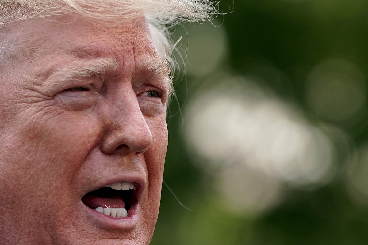 Yep Trump Is Watching The Mueller Hearing — And Trolling It Vice