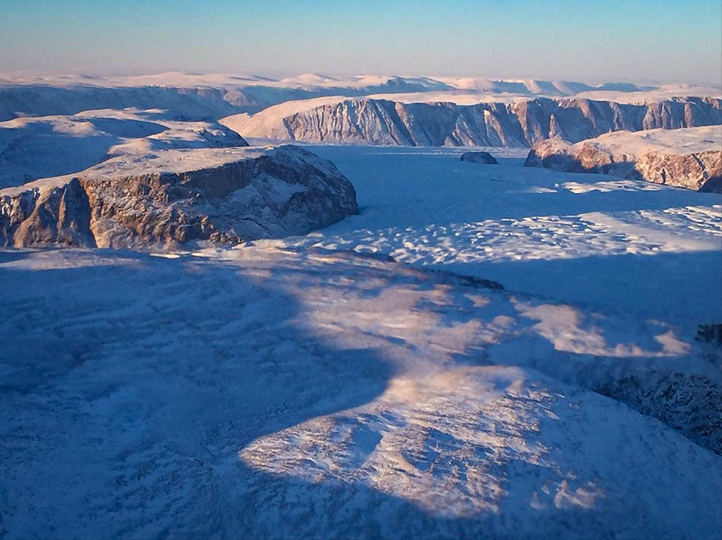 A Vast Ancient Lake Is Hidden Deep Under Greenland’s Ice, Scientists ... A Vast Ancient Lake Is Hidden Deep Under Greenland’s Ice, Scientists ...