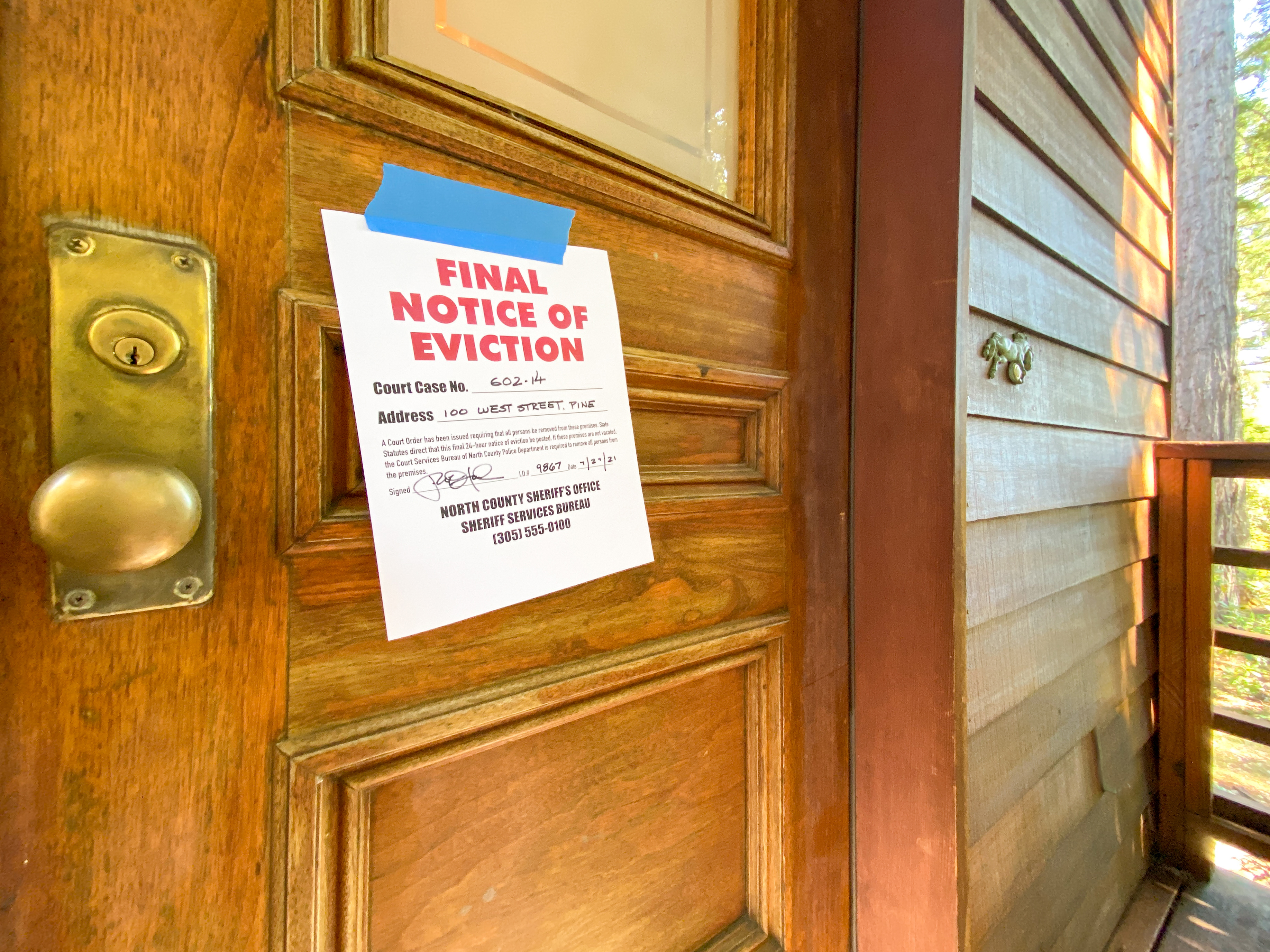 People Keep Getting Scammed By Fake Landlords
